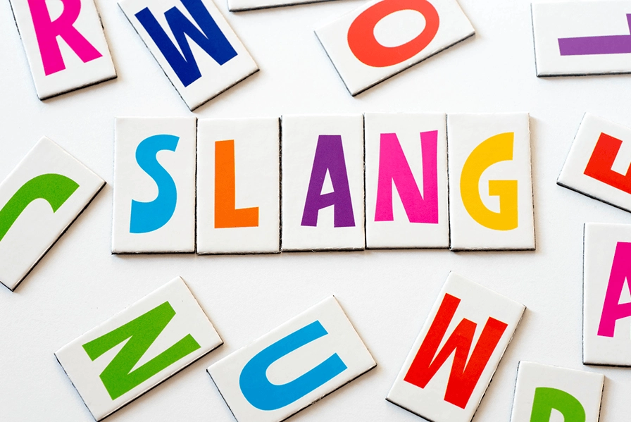 Bahasa Slang, Asal Usul dan Contoh Yang Bisa Kamu Terapkan